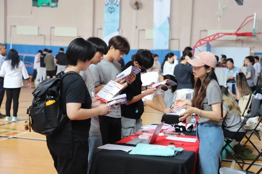 DAIS Ranked Top 30 & Top 50 in China – Hurun & Forbes 2025